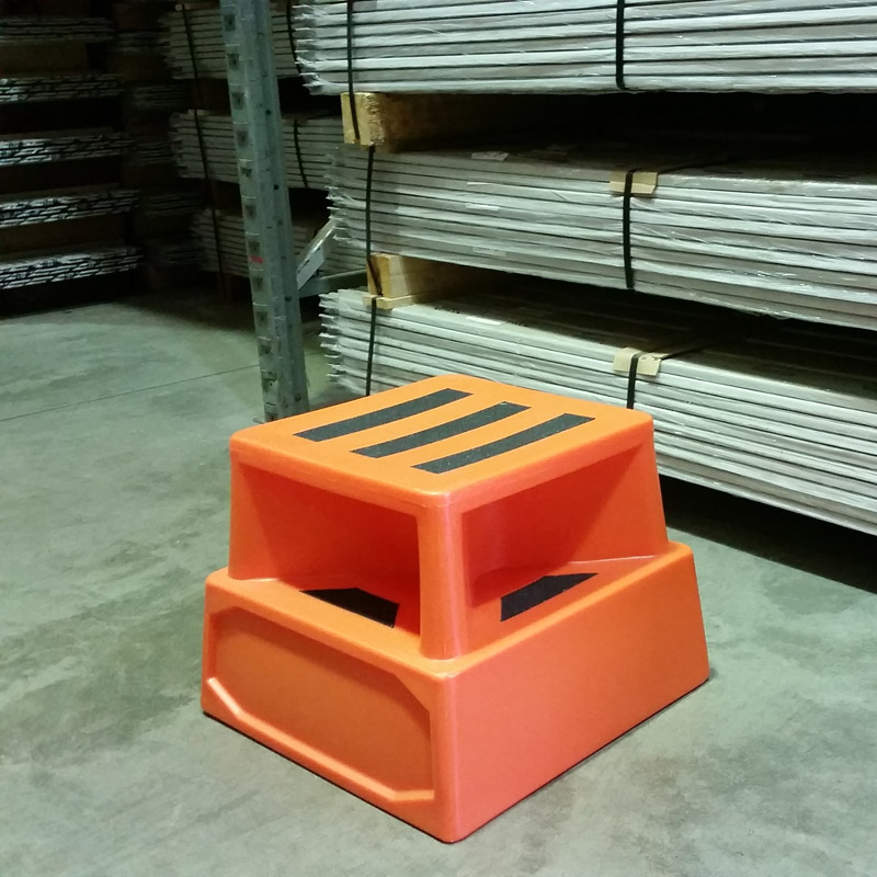 SuperTuff Large Plastic Safety Step